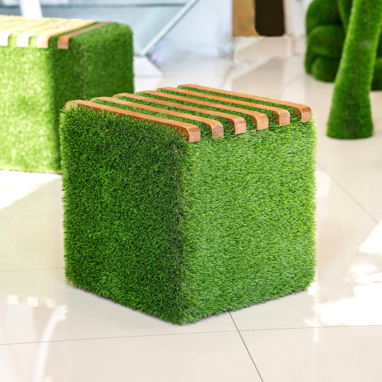 Walnut Wood Turf Cube – The Plant Guy